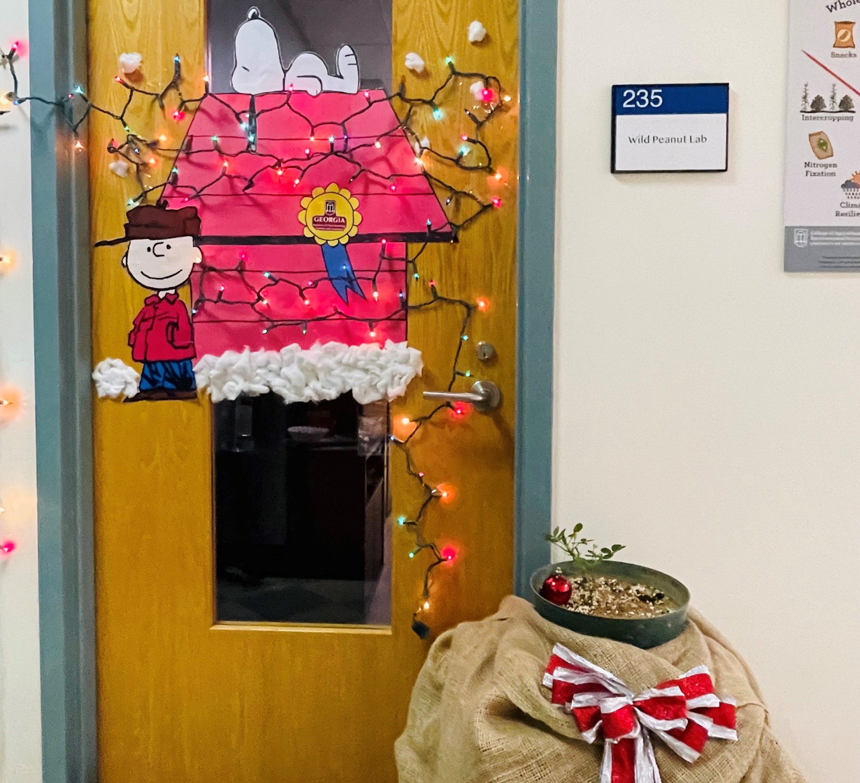 LAB ACTIVITIES | UGA Wild Peanut Lab